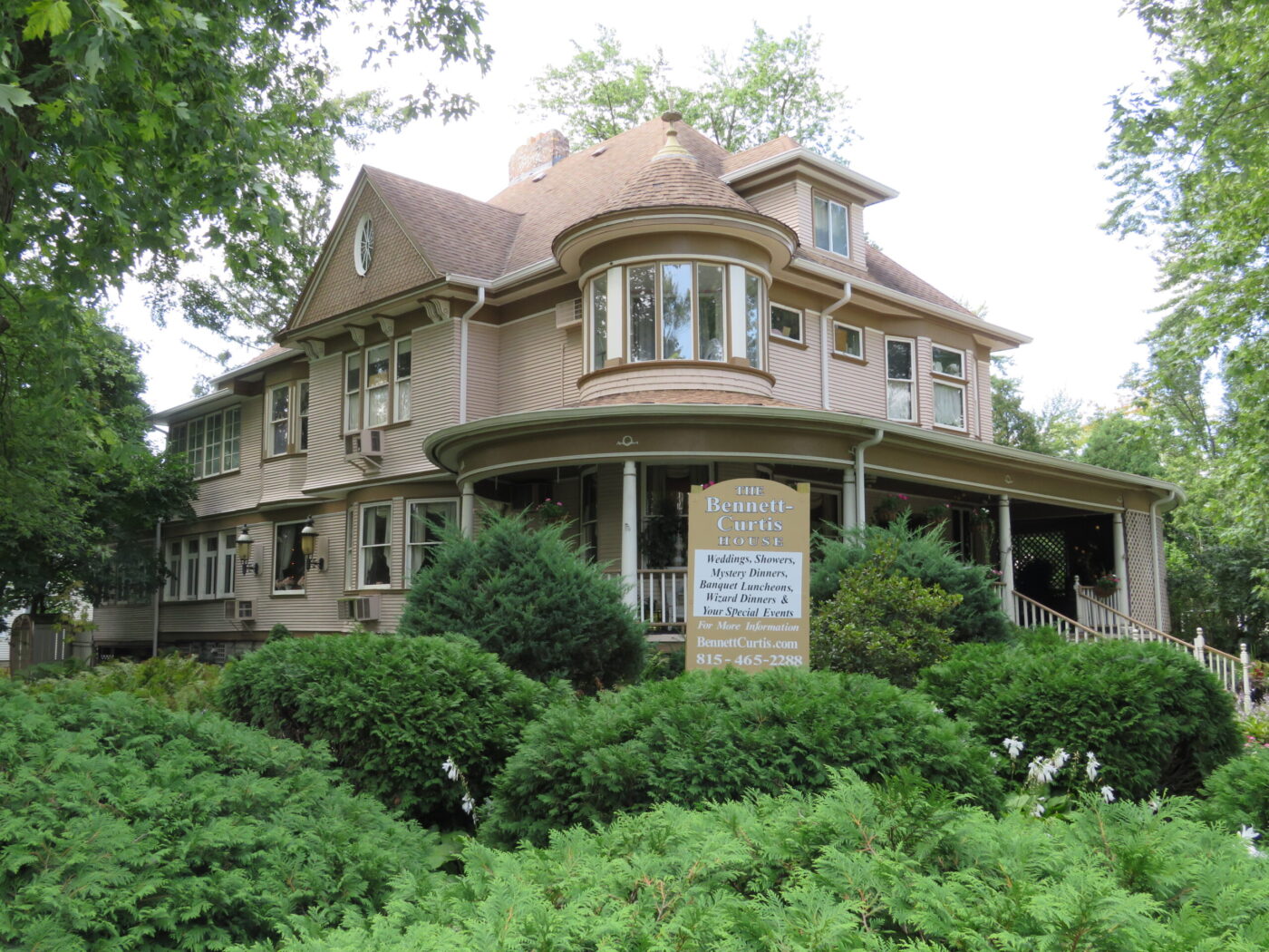 #60: The Bennett-Curtis House with Scott Zizic - Kankakee Podcast